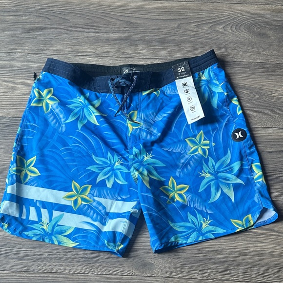 Hurley | Swim | Hurley Mens Tropical Blue Board Shorts | Poshmark